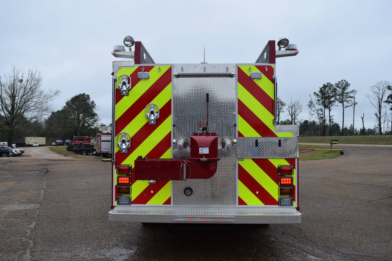 BMFA CUSTOM TANKER PUMPER | Deep South Fire Trucks